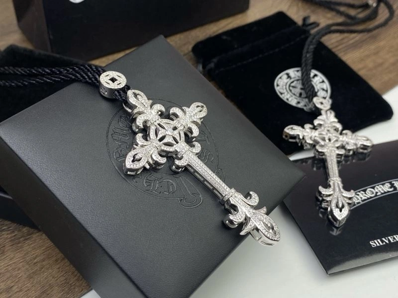 Discounted Chrome Hearts Necklaces