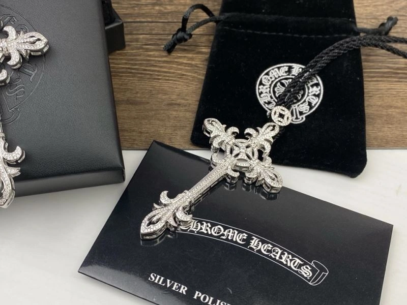 Discounted Chrome Hearts Necklaces