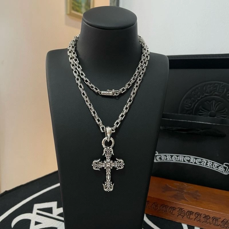 Low-cost Chrome Hearts Necklaces
