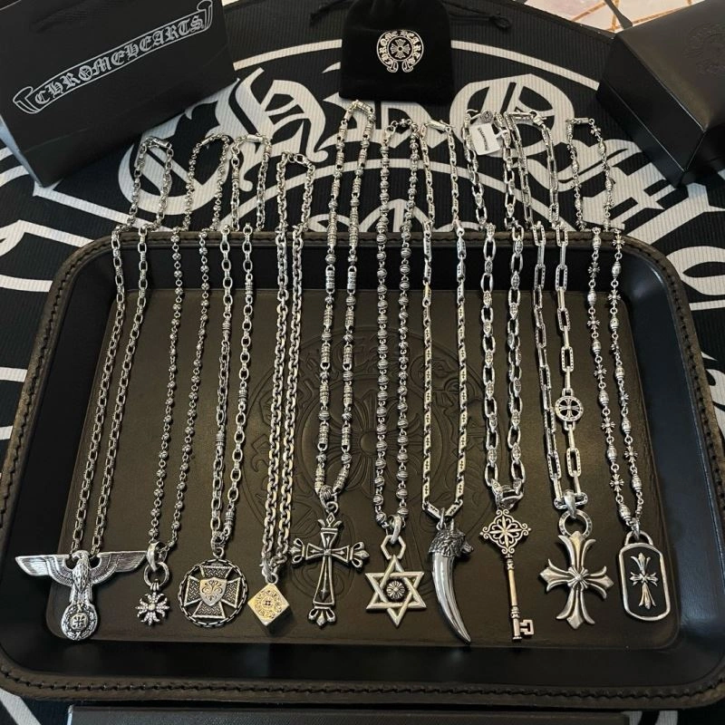 Top mirror Chrome Hearts Necklaces
