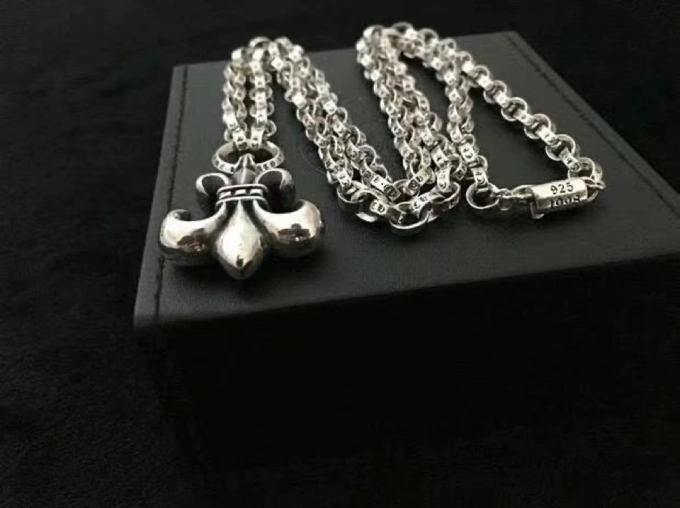 Low-cost Chrome Hearts Necklaces