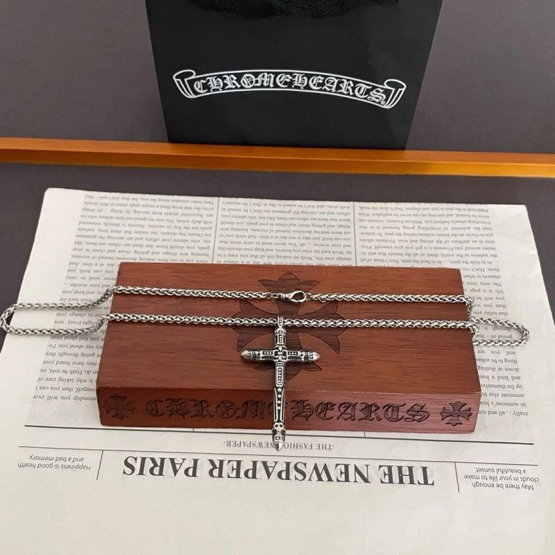 Bargain Chrome Hearts Necklaces