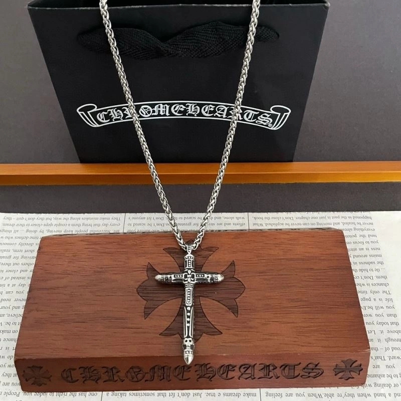 Bargain Chrome Hearts Necklaces