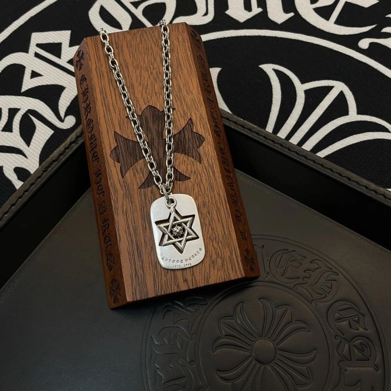Bargain Chrome Hearts Necklaces