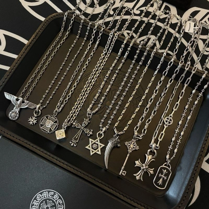 Low-cost Chrome Hearts Necklaces