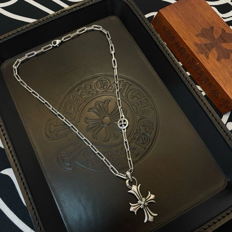 Low-cost Chrome Hearts Necklaces