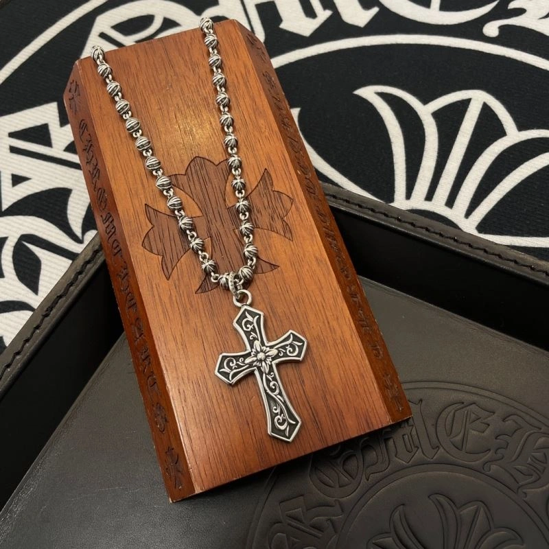 Low-cost Chrome Hearts Necklaces