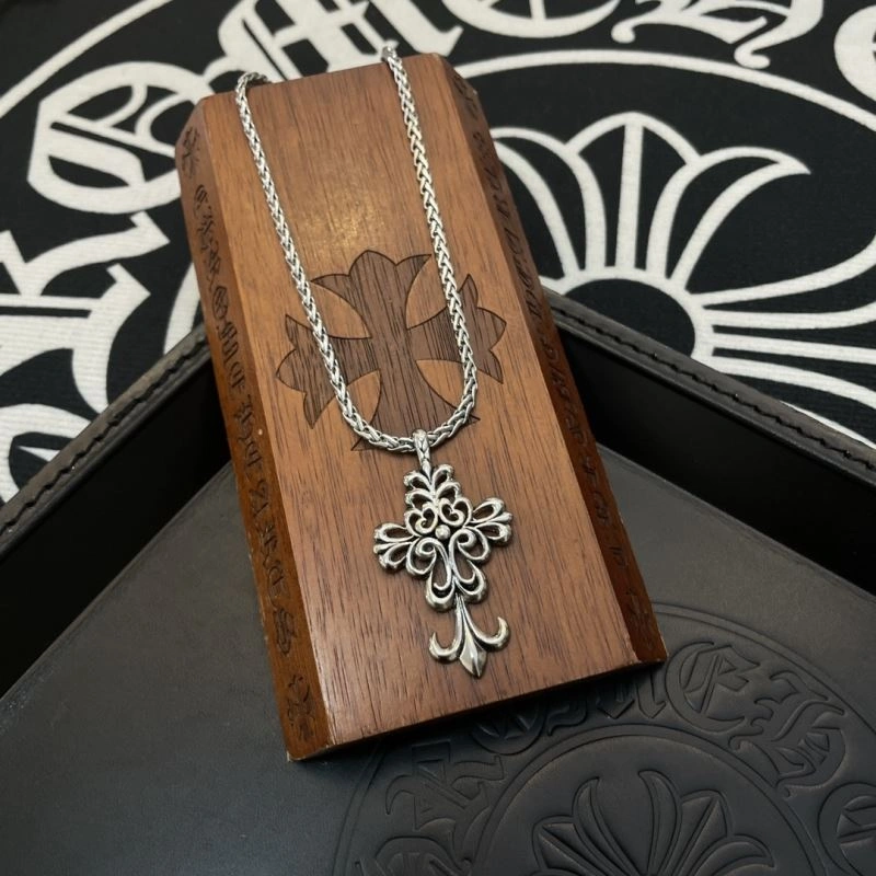 Bargain Chrome Hearts Necklaces