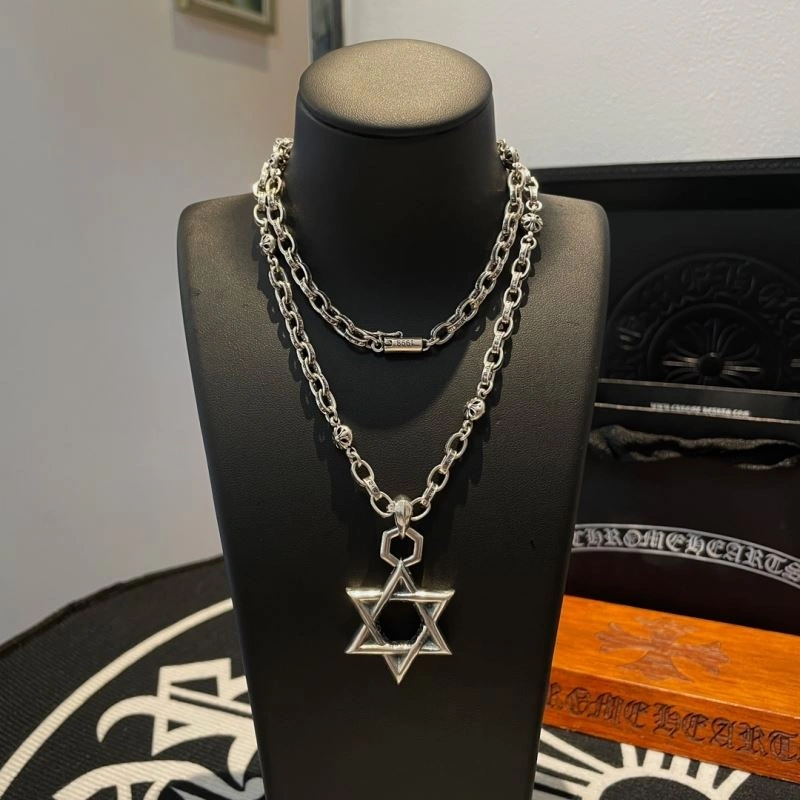 Low-cost Chrome Hearts Necklaces