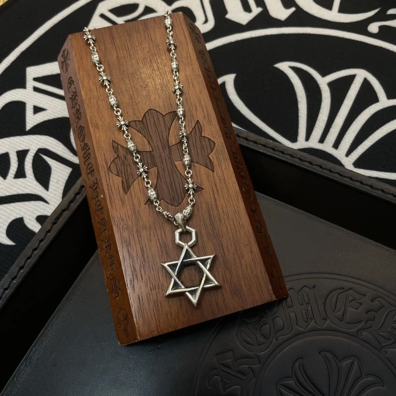 Bargain Chrome Hearts Necklaces