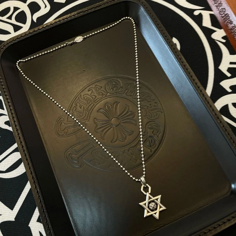 Bargain Chrome Hearts Necklaces