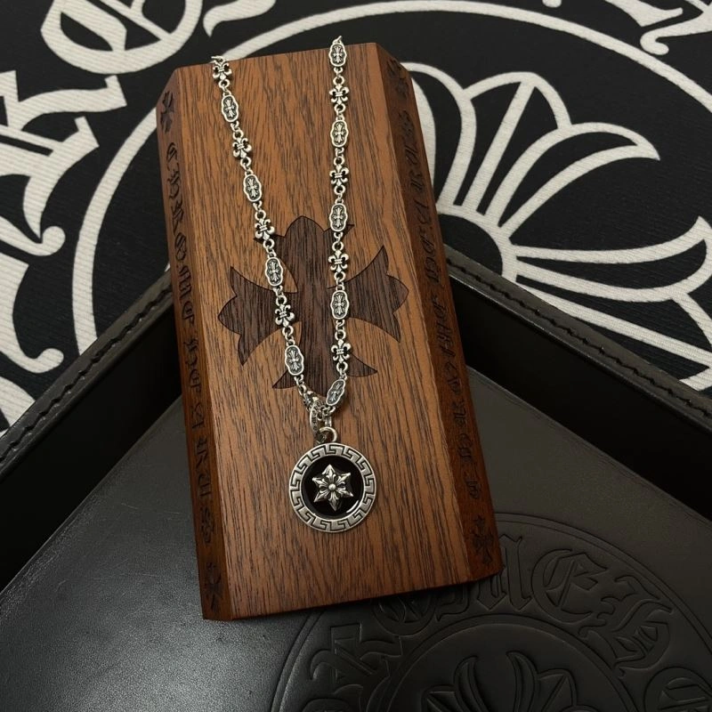 Low-cost Chrome Hearts Necklaces