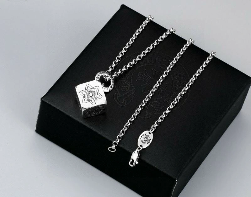 Bargain Chrome Hearts Necklaces