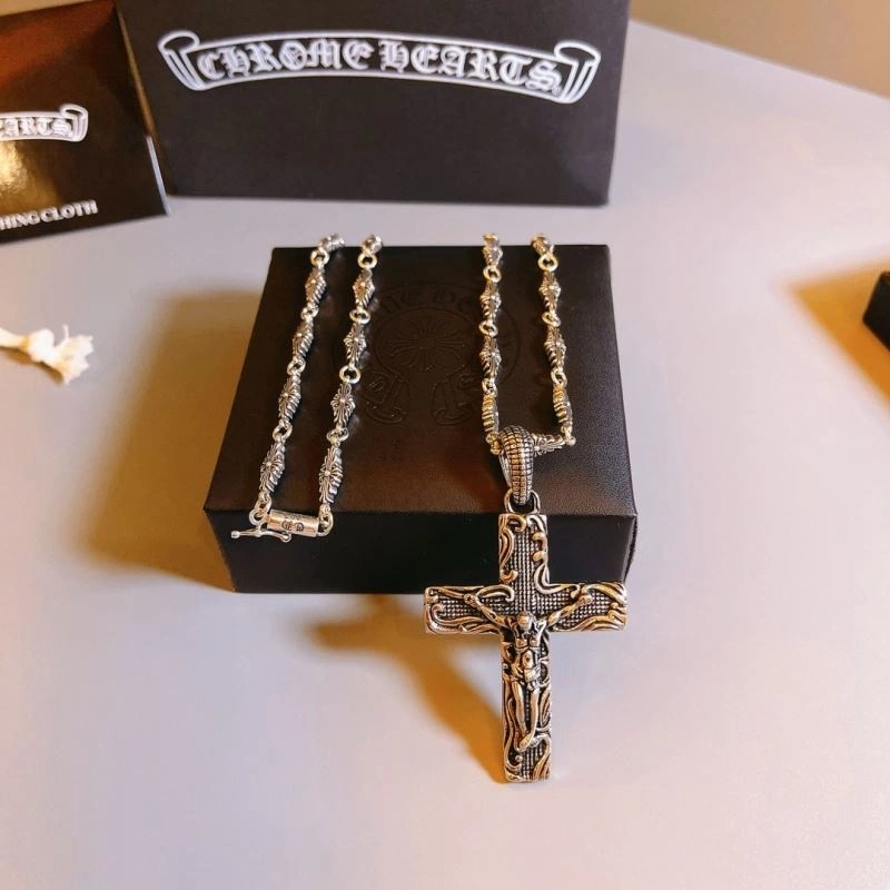 Bargain Chrome Hearts Necklaces