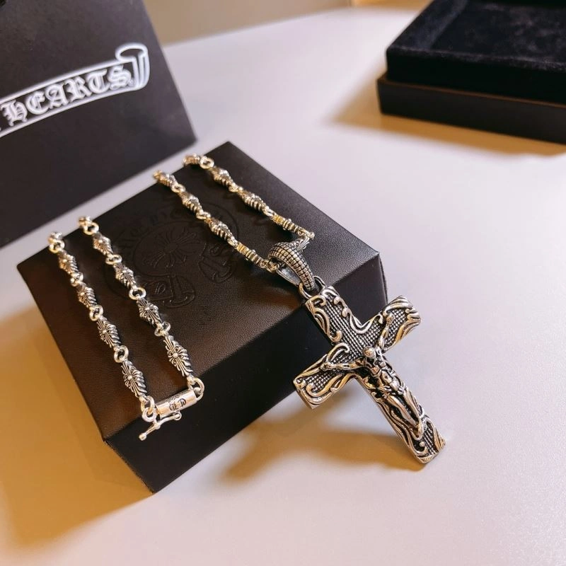 Bargain Chrome Hearts Necklaces