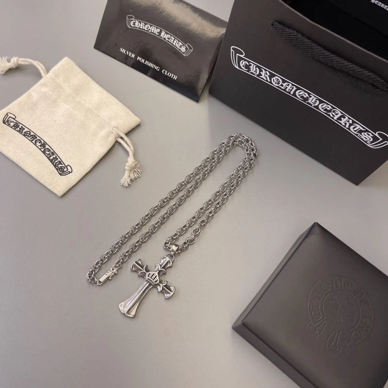 Low-cost Chrome Hearts Necklaces
