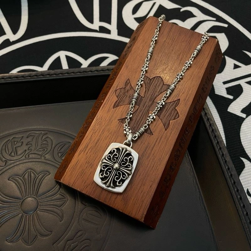 Low-cost Chrome Hearts Necklaces