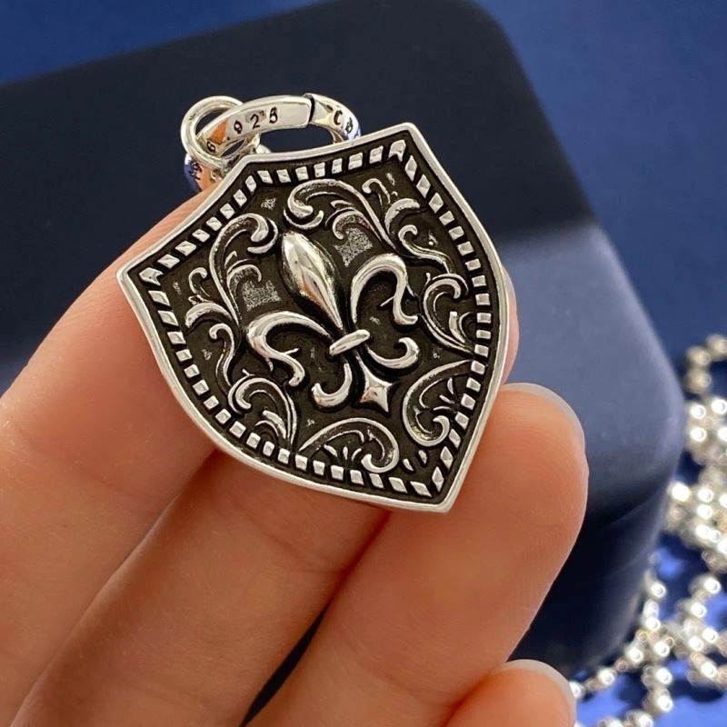 Bargain Chrome Hearts Necklaces