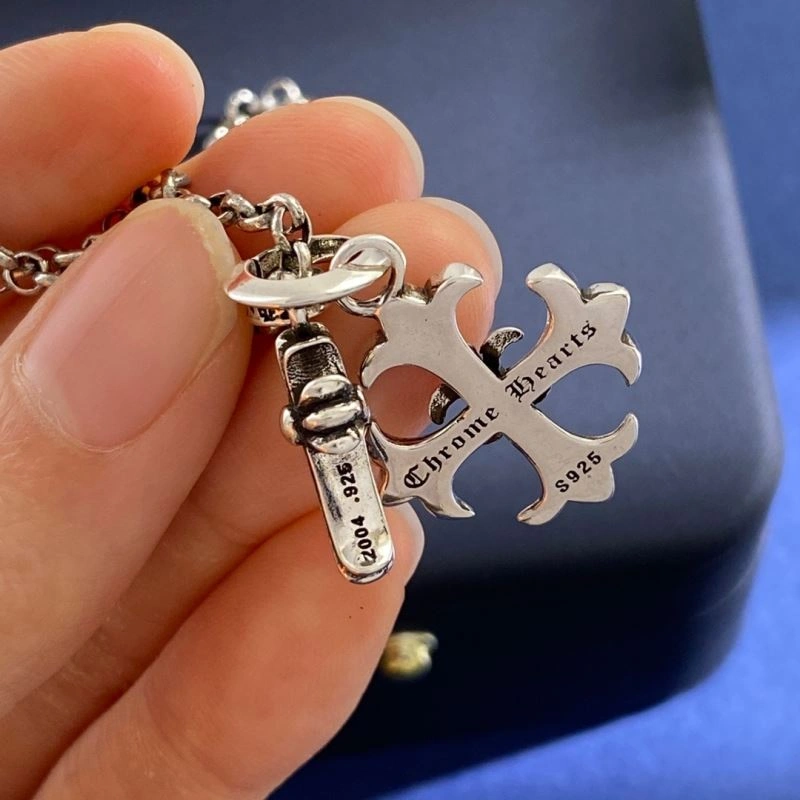 Bargain Chrome Hearts Necklaces