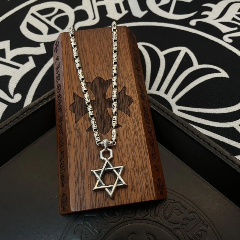 Bargain Chrome Hearts Necklaces