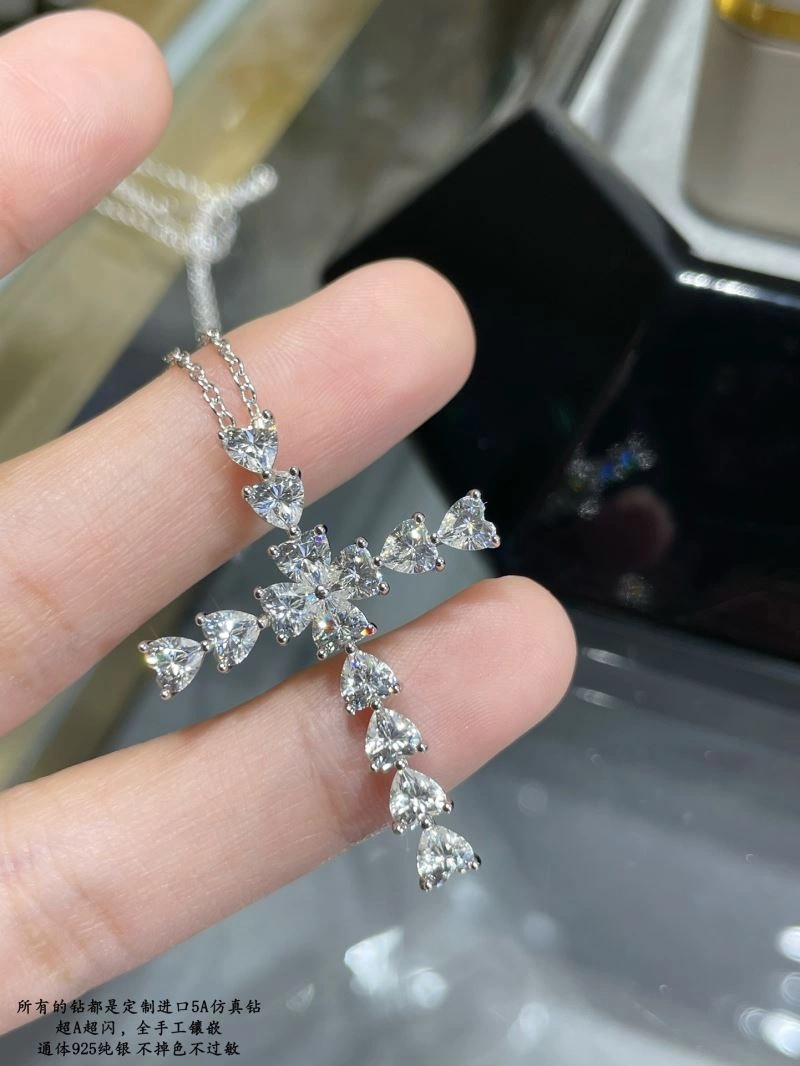 Low-cost Chrome Hearts Necklaces