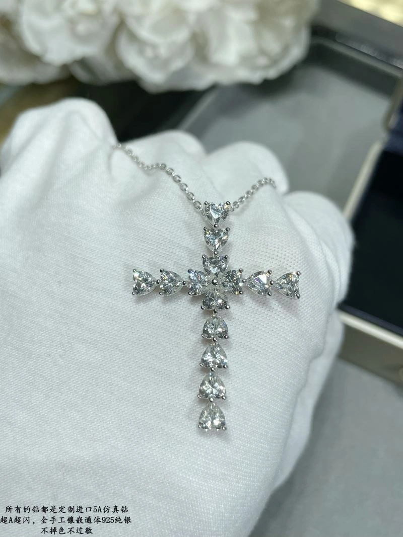 Low-cost Chrome Hearts Necklaces