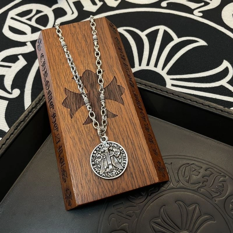 Low-cost Chrome Hearts Necklaces
