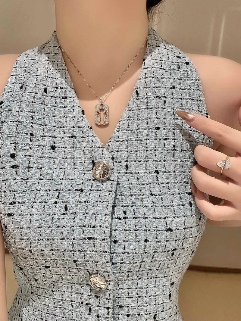 Bargain Chrome Hearts Necklaces