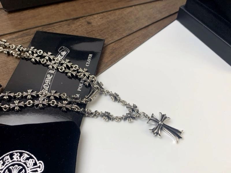 Low-cost Chrome Hearts Necklaces