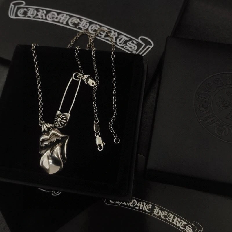 Low-cost Chrome Hearts Necklaces