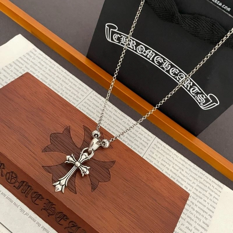 Low-cost Chrome Hearts Necklaces