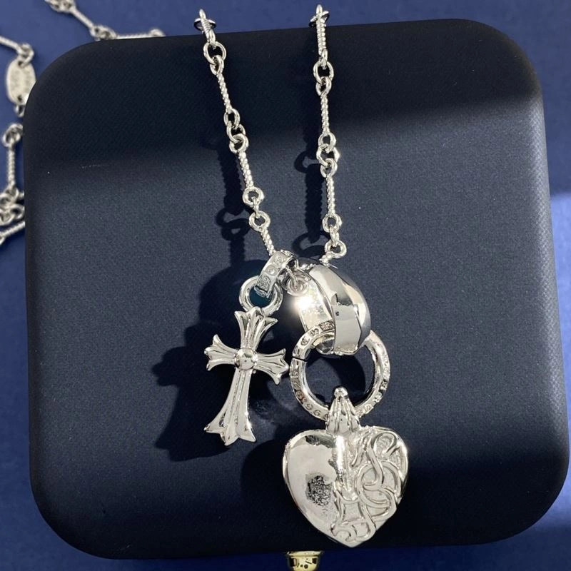 Bargain Chrome Hearts Necklaces