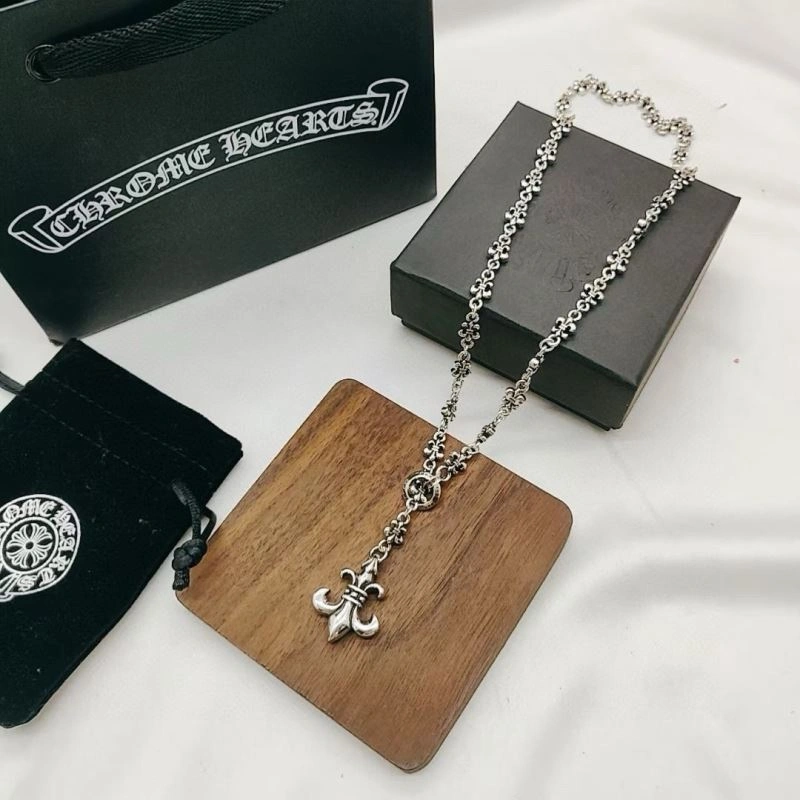 Low-cost Chrome Hearts Necklaces