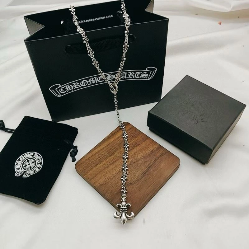 Low-cost Chrome Hearts Necklaces