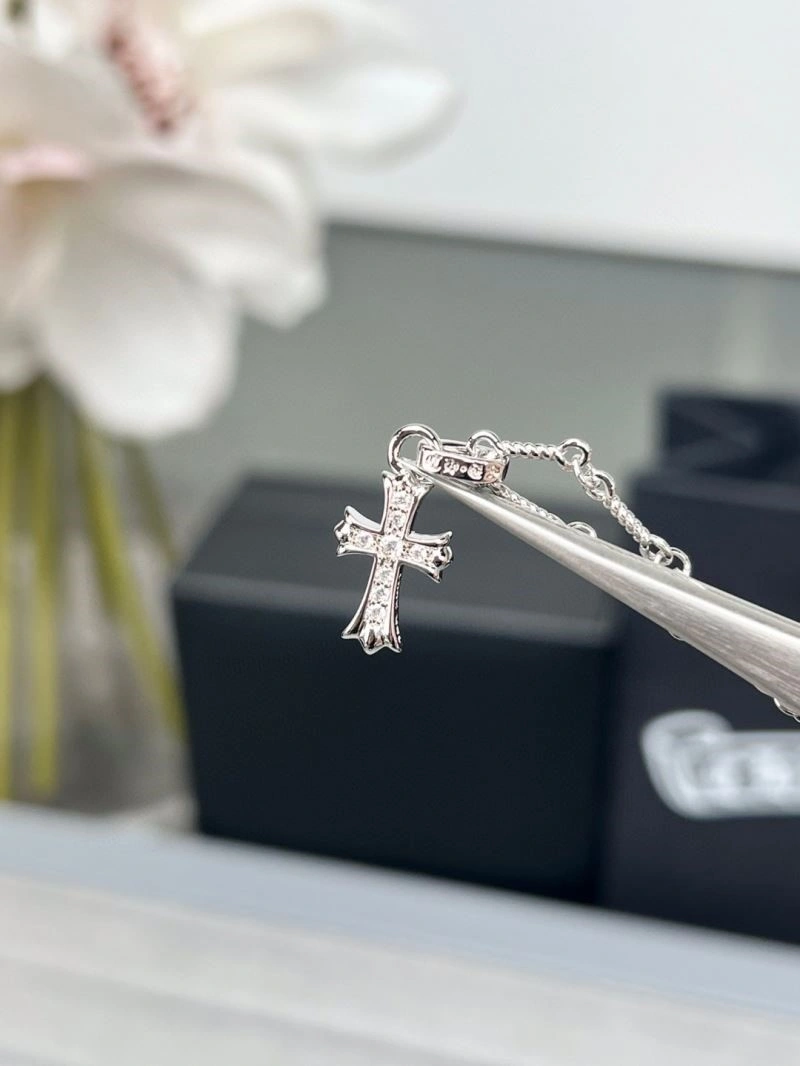 Indistinguishable Chrome Hearts Necklaces