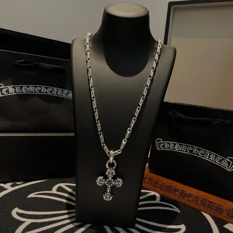 Discounted Chrome Hearts Necklaces