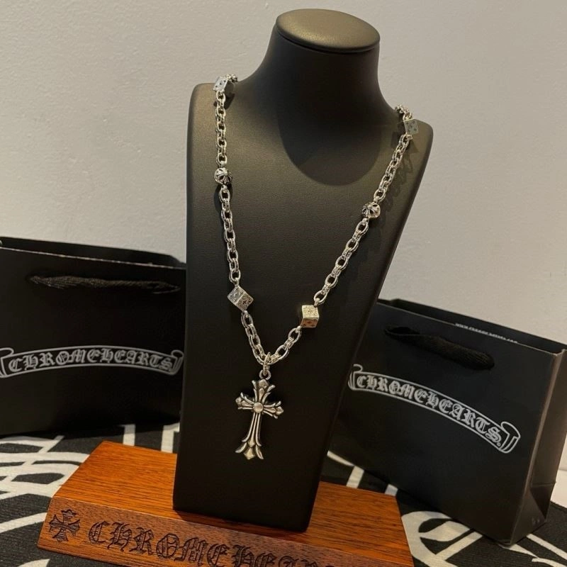Low-cost Chrome Hearts Necklaces