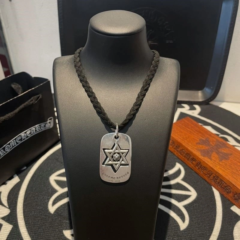 Low-cost Chrome Hearts Necklaces