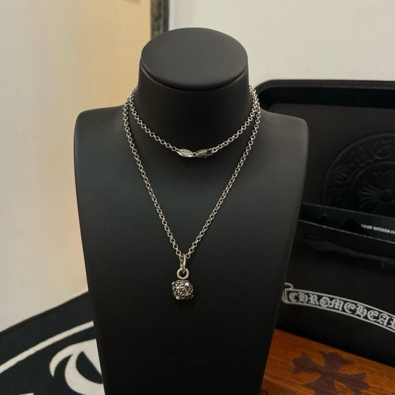 Low-cost Chrome Hearts Necklaces