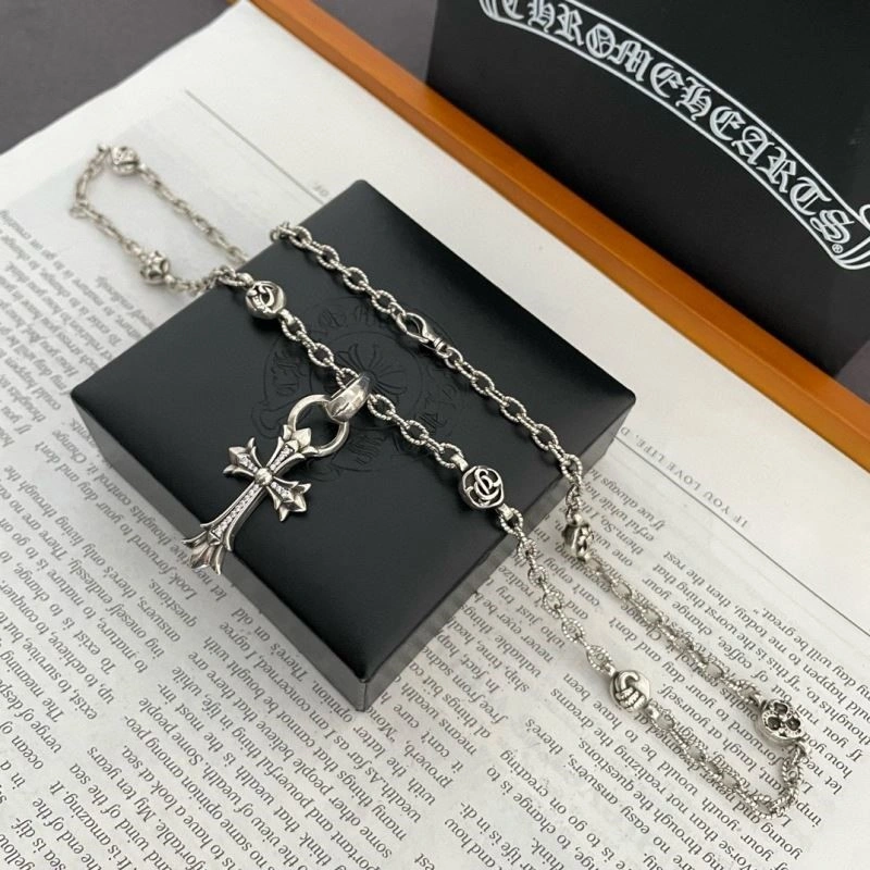 Low-cost Chrome Hearts Necklaces