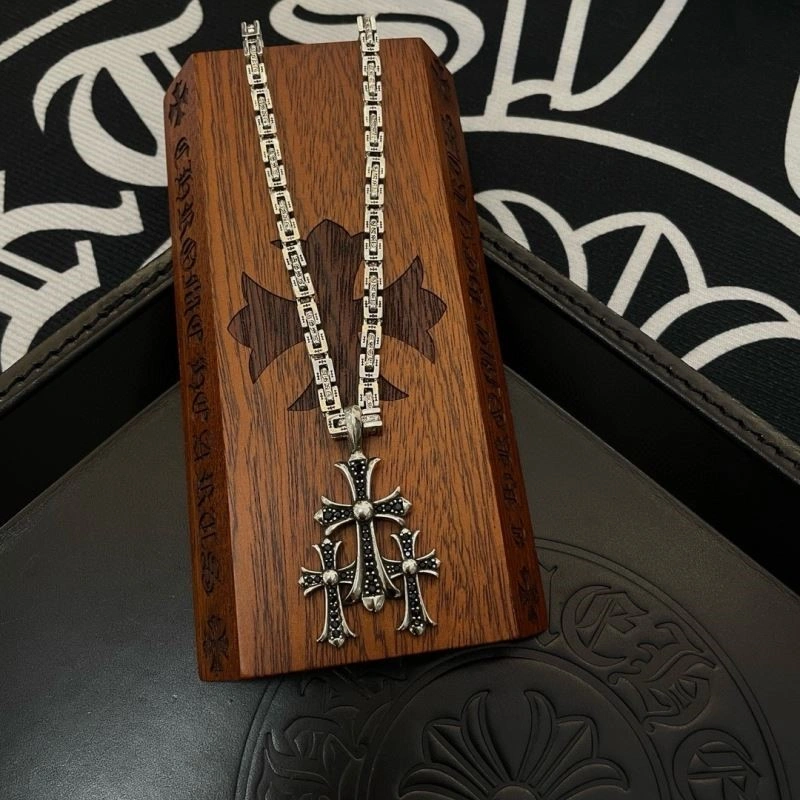Bargain Chrome Hearts Necklaces