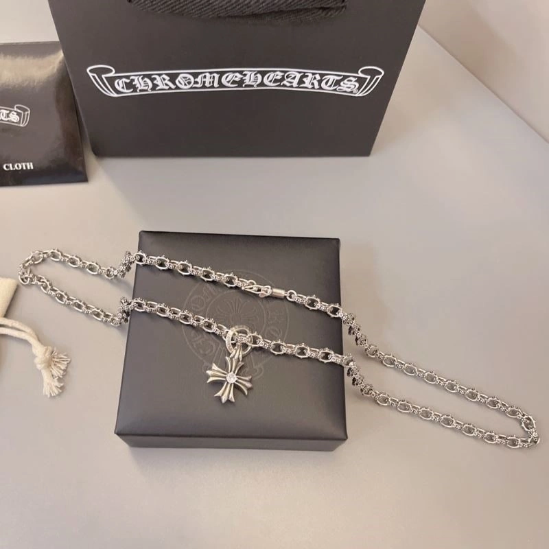 Bargain Chrome Hearts Necklaces