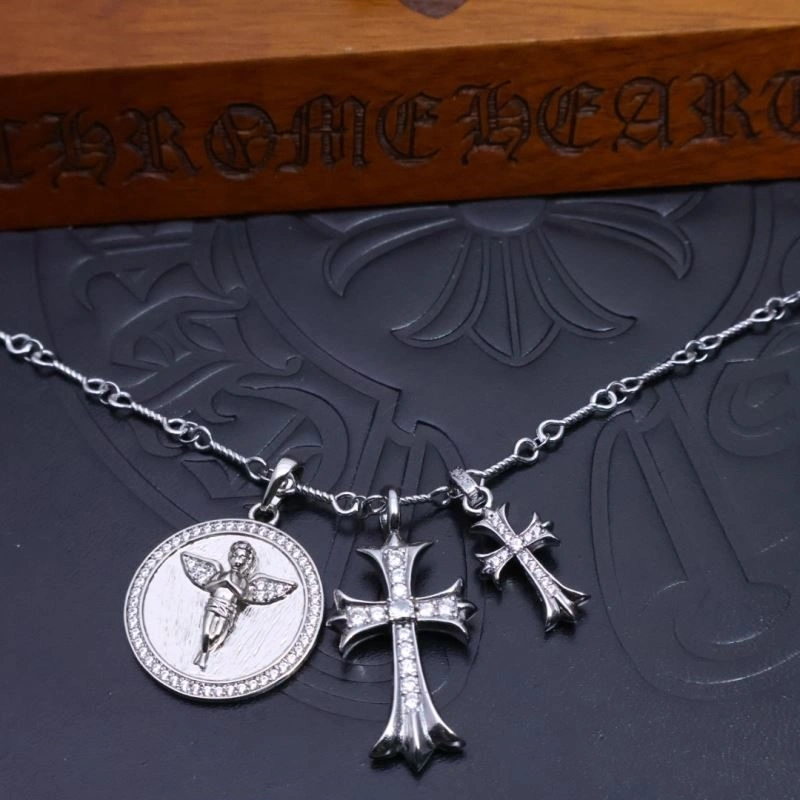 Low-cost Chrome Hearts Necklaces