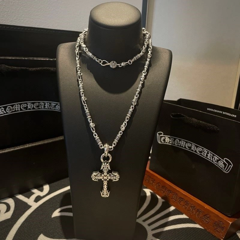 Low-cost Chrome Hearts Necklaces