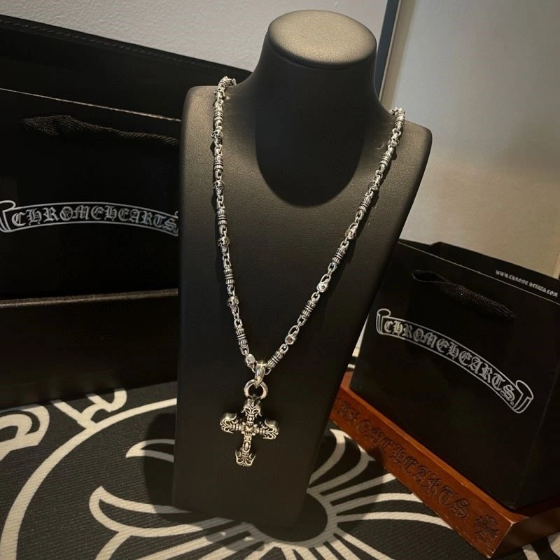 Low-cost Chrome Hearts Necklaces