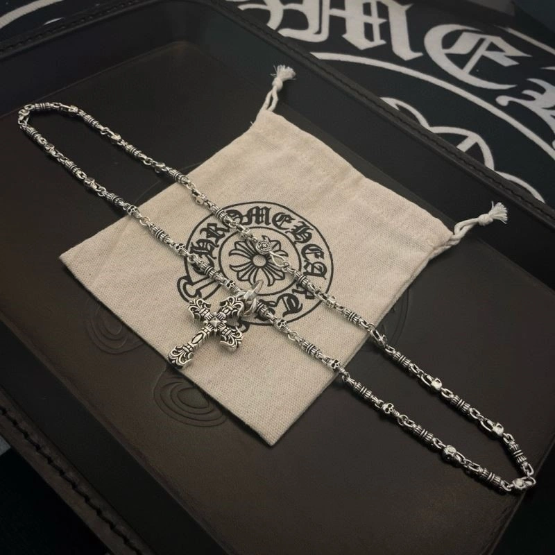Low-cost Chrome Hearts Necklaces