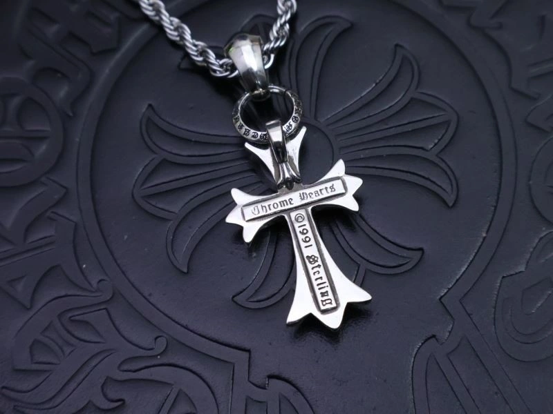 Bargain Chrome Hearts Necklaces