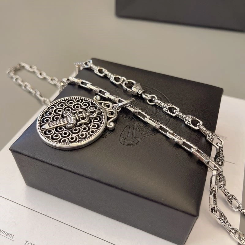 Low-cost Chrome Hearts Necklaces