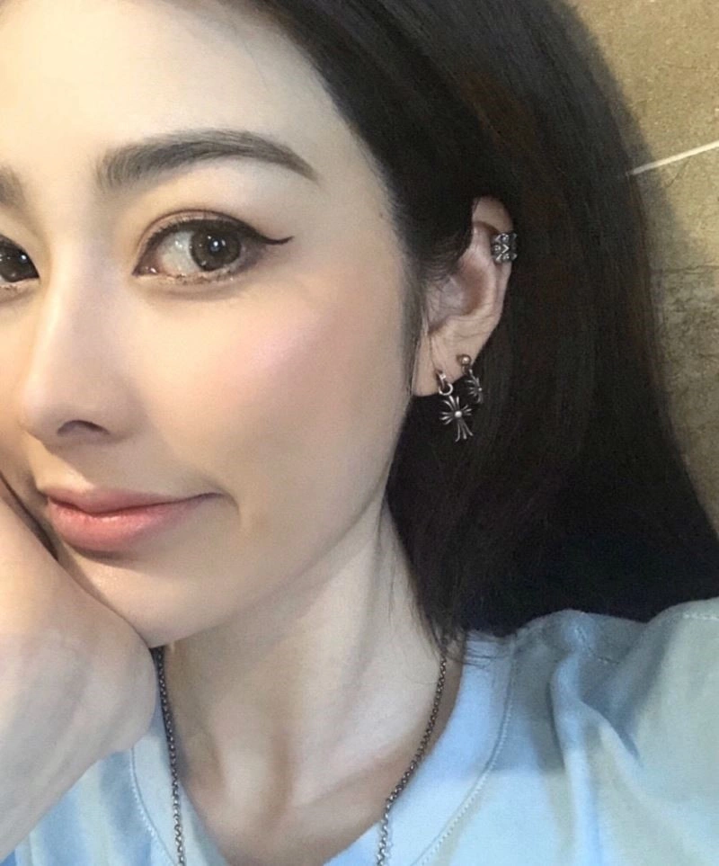 Indistinguishable Chrome Hearts Necklaces