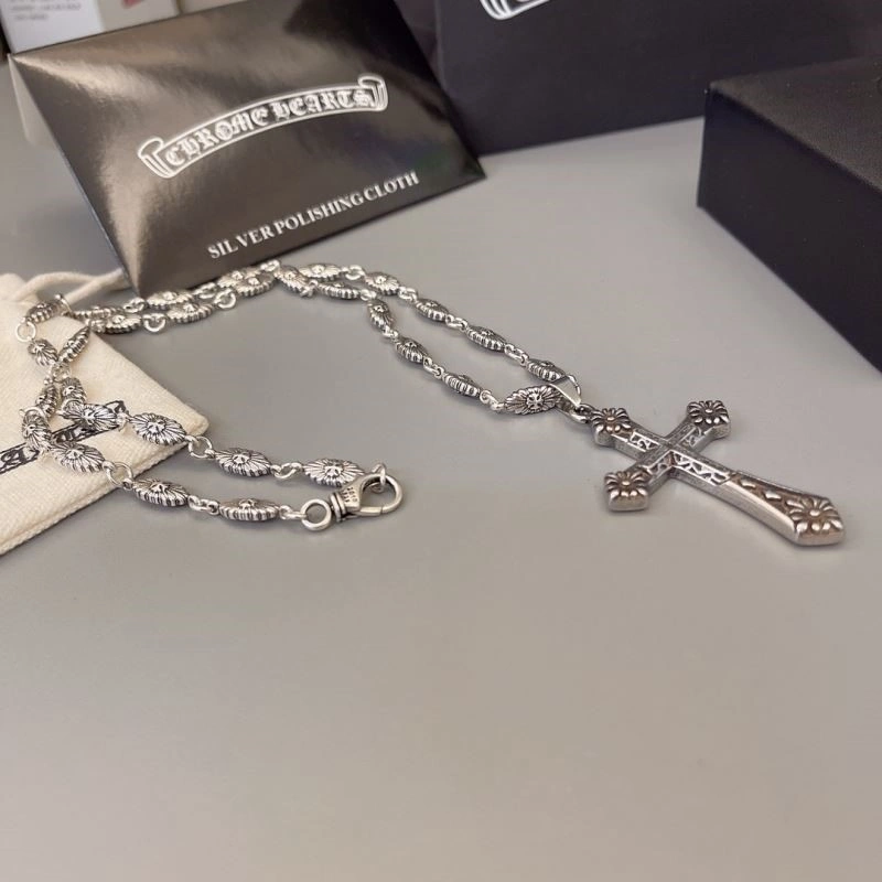 Low-cost Chrome Hearts Necklaces